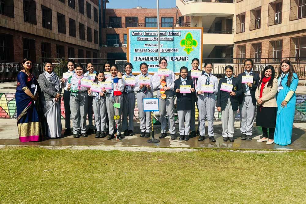 The guides at the camp The scouts with their mentors
